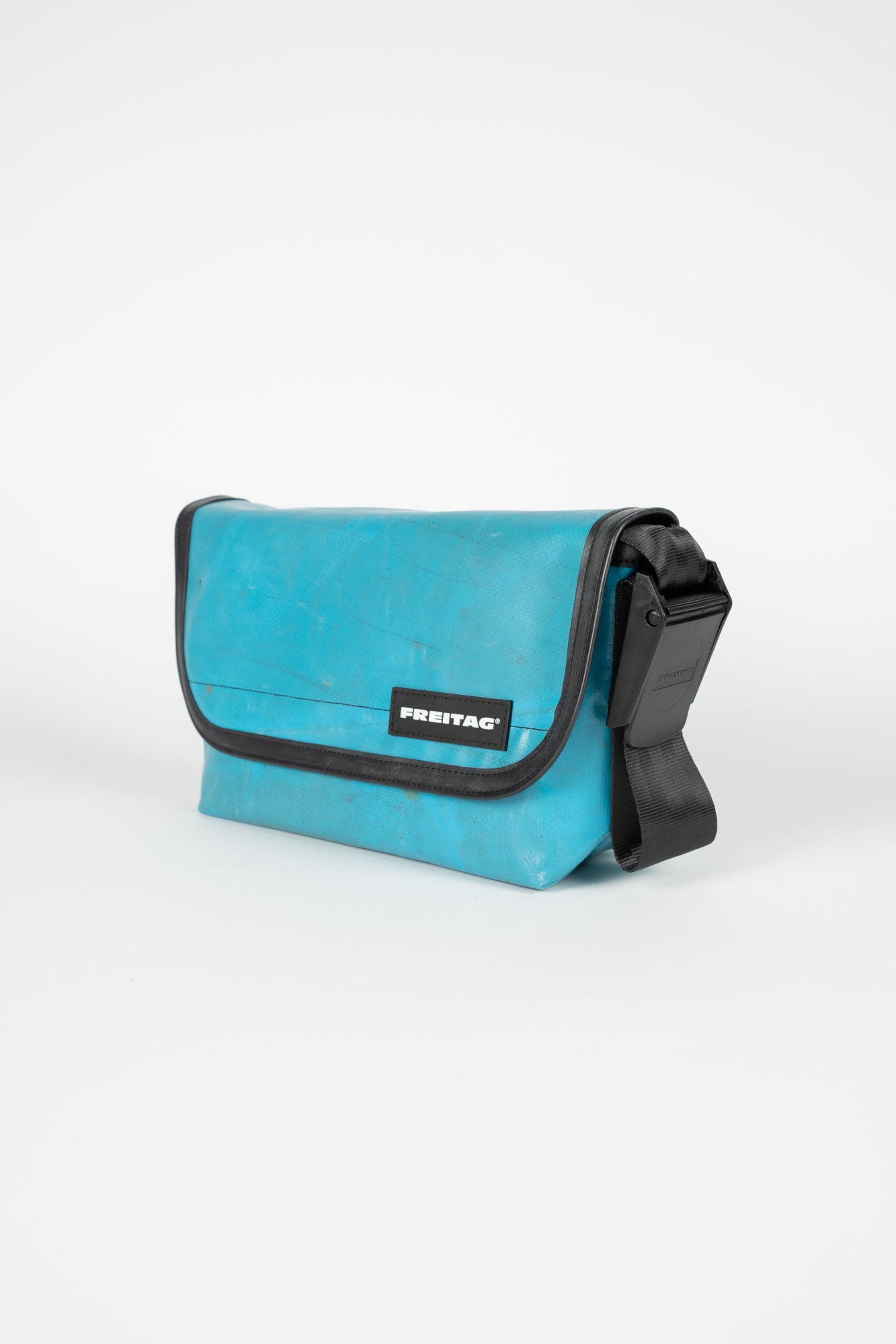 Freitag F41 Hawaii-Five-0 - Small messenger bag made from recycled tarp ...